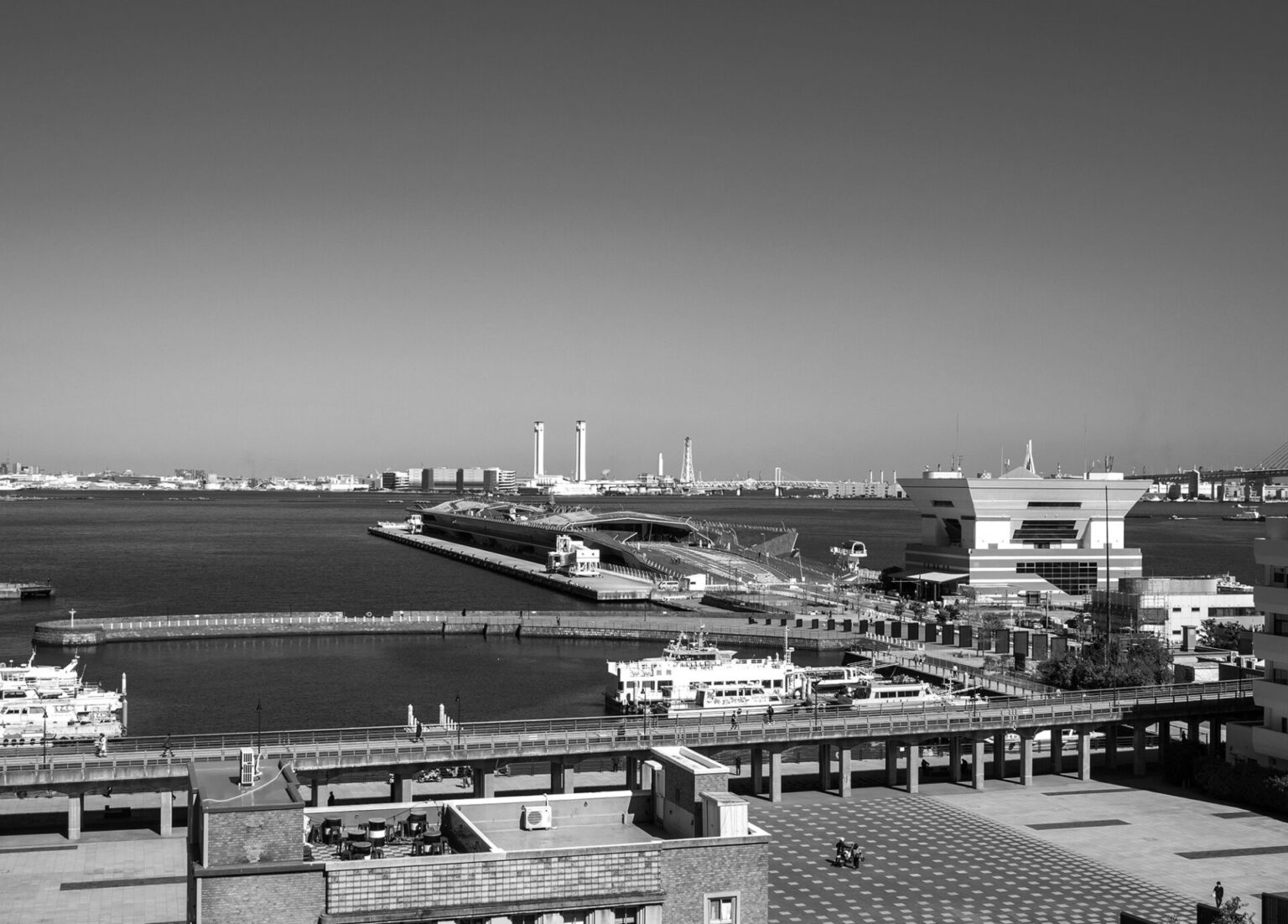 カッターレース - 一般社団法人 横浜港振興協会